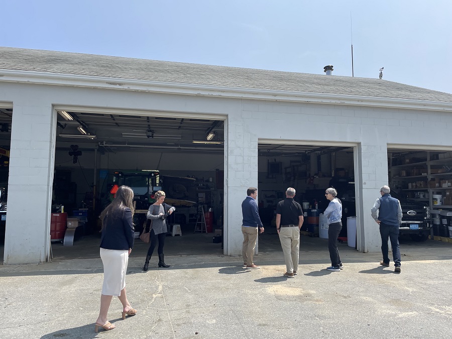 Truro DPW Shows the Public an Outdated Facility - The Provincetown ...