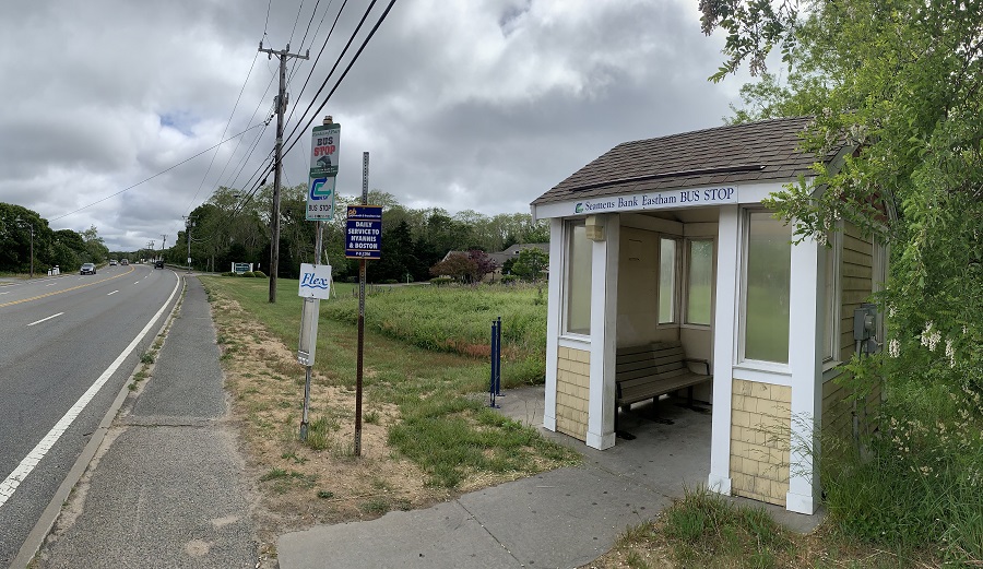 Outer Cape Bus Stops Leave Riders Exposed - The Provincetown Independent