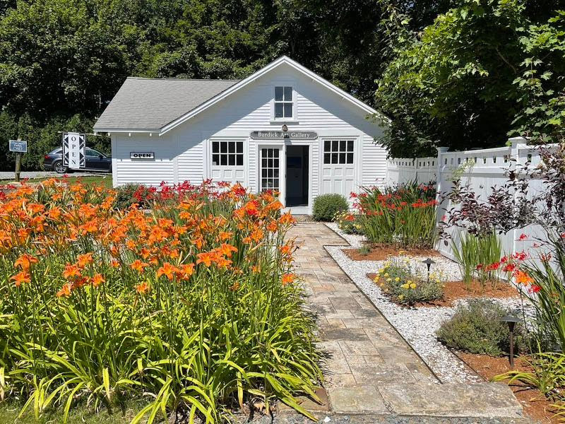 Three Wellfleet Galleries Close Their Doors - The Provincetown Independent