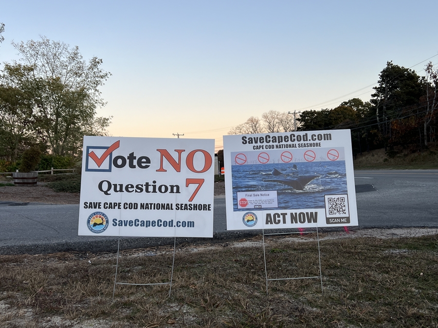 Temporary Signs Archives - The Provincetown Independent