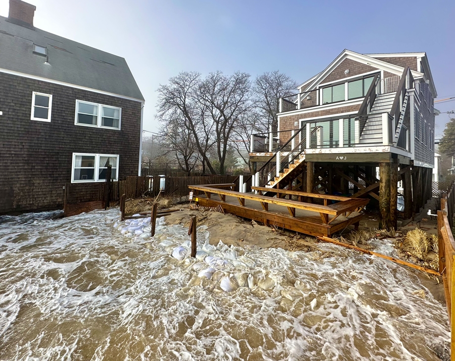 Provincetown Warrant Includes Cape Air Subsidy, Pedicab Limits - The ...